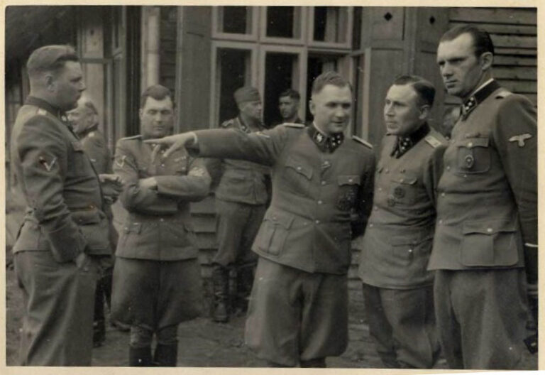 Iconic Photo from the Auschwitz "Höcker-Album" • CODOH